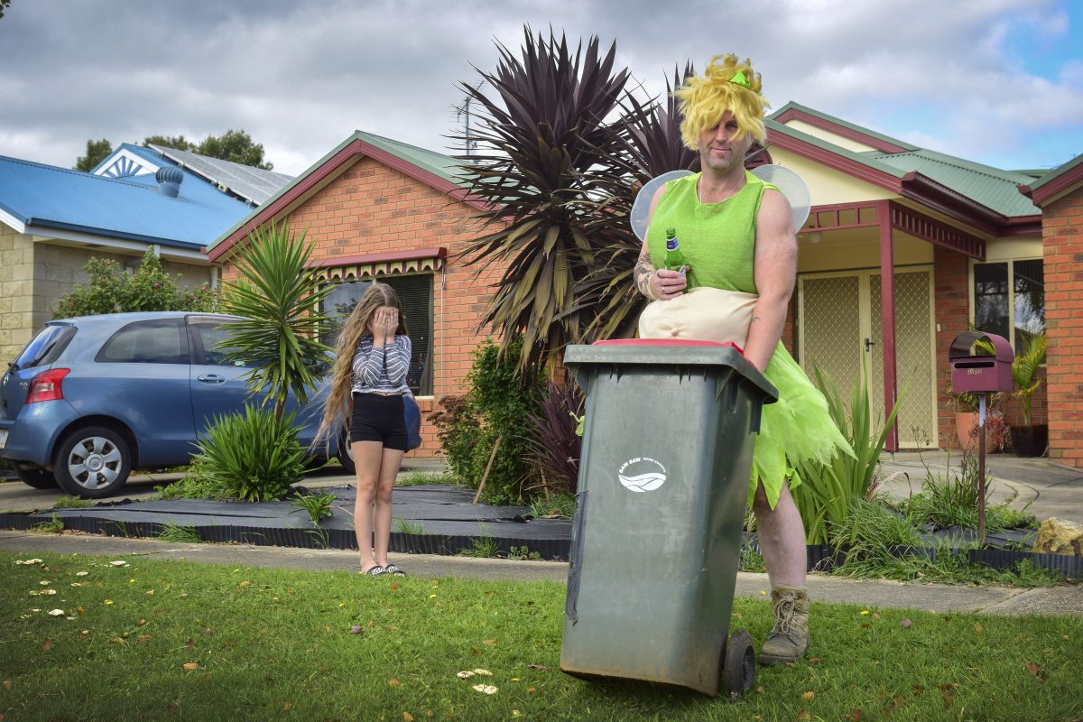 Fat Tinkerbell a new internet sensation | Latrobe Valley Express