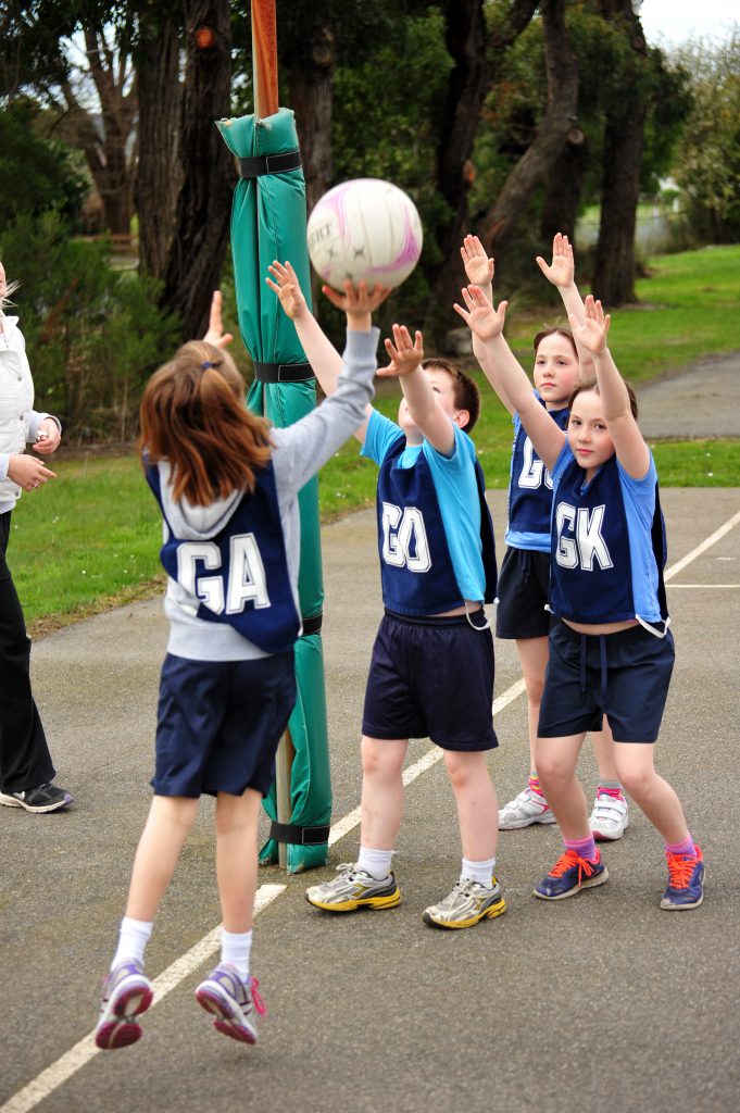 Netball: Moe embraces twilight | Latrobe Valley Express