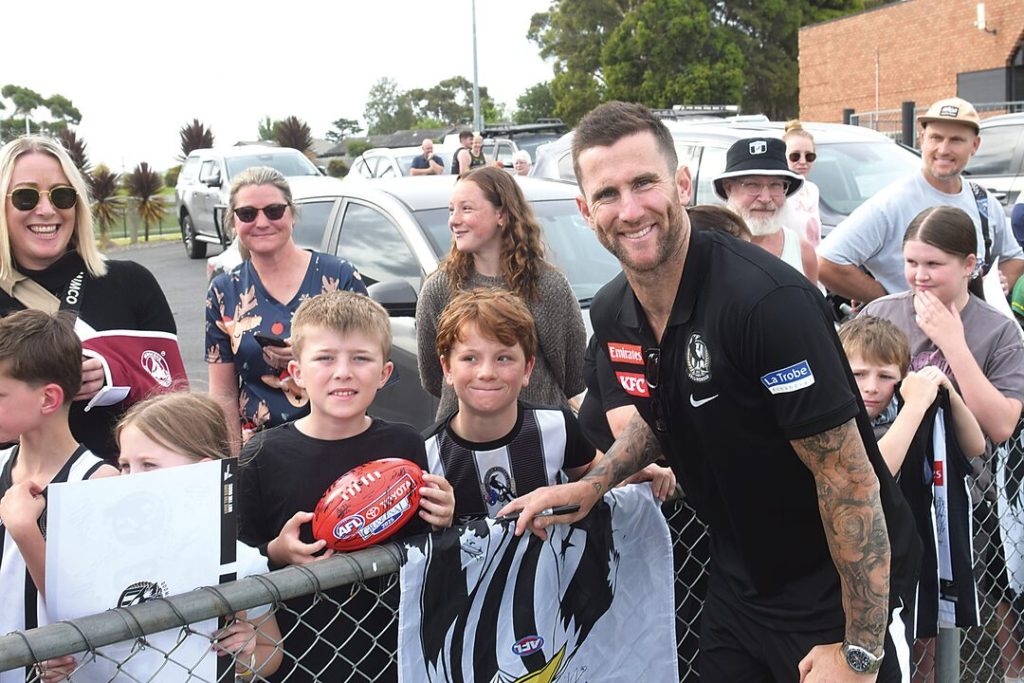 Magpie army invades Morwell | Latrobe Valley Express